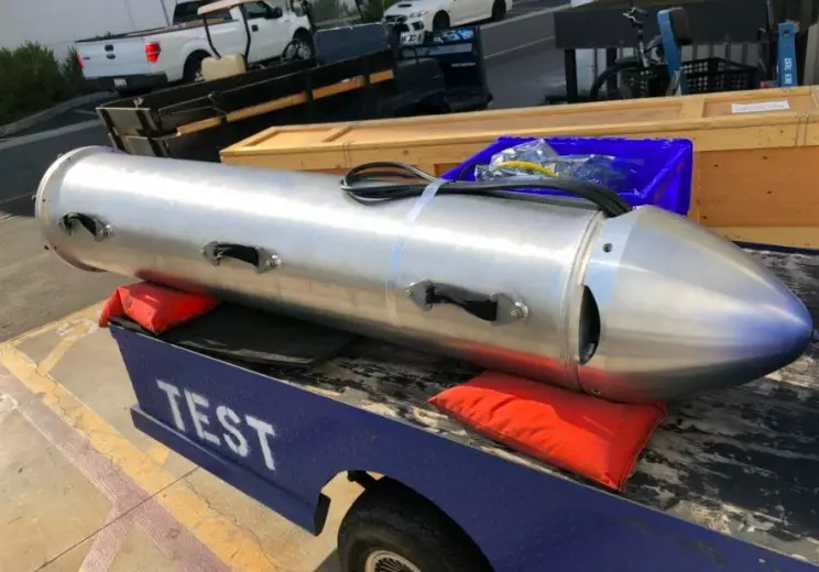 Elon Musk'ın eksantrik planları https://inteng-storage.s3.amazonaws.com/images/JULY/kid-size-submarine.jpg