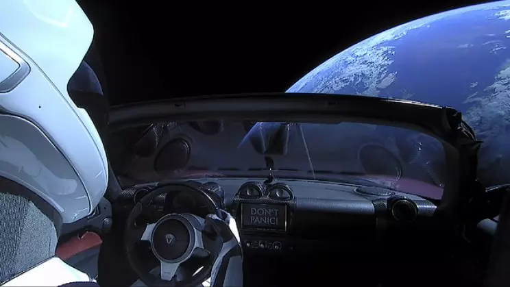 Planên xerîb ên Elon Musk Tesla Roadster