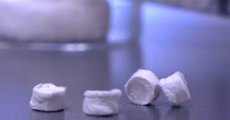 Se crea el primer método de aerogel PET del mundo para convertir plástico en supermateriales