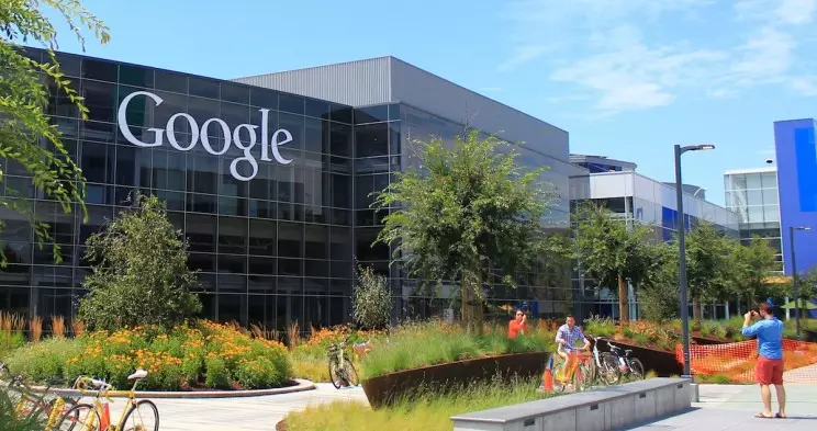 Google+ CEO 面對國會，又暴露了 5200 萬用戶