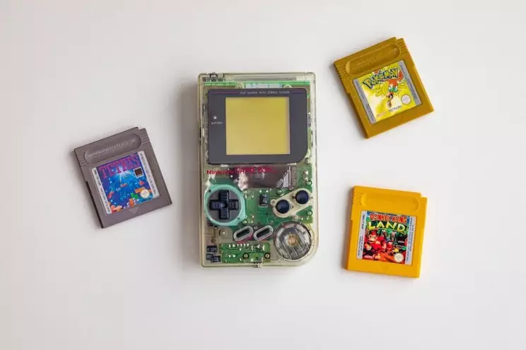 Preobrazite svog starog retro Game Boy-a u vrhunski bežični kontroler za igre