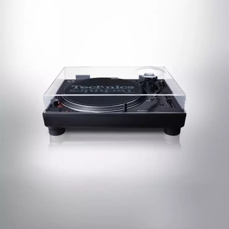 Panasonic Revived Technics 1200 Turntable MK7 e DJs de todo o mundo se alegram