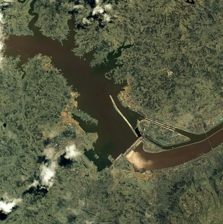 13 עובדות על הסכר הסיני המאסיבי השנוי במחלוקת שהאט את סיבוב כדור הארץ