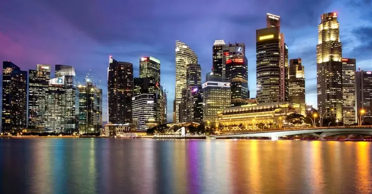 Persoonlike besonderhede van 14 200 MIV-positiewe Singapoerers is aanlyn gepubliseer