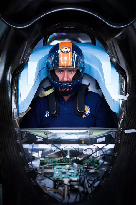 Bloodhound Cockpit2