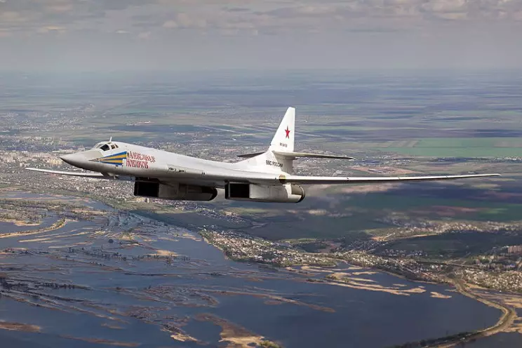 دنيا جو سڀ کان وڏو جهاز Tu-160