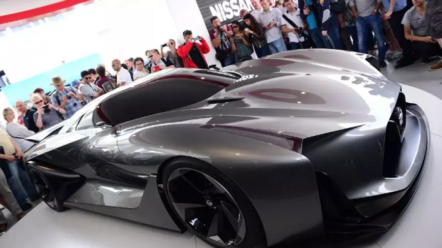 Nissan menghidupkan supercar 'Gran Turismo 6' mereka