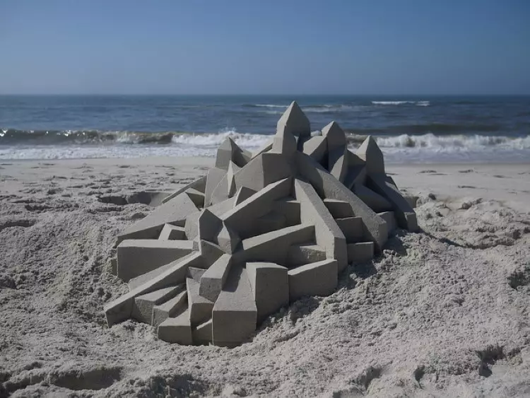 Calvin-Seibert-sand-castles12