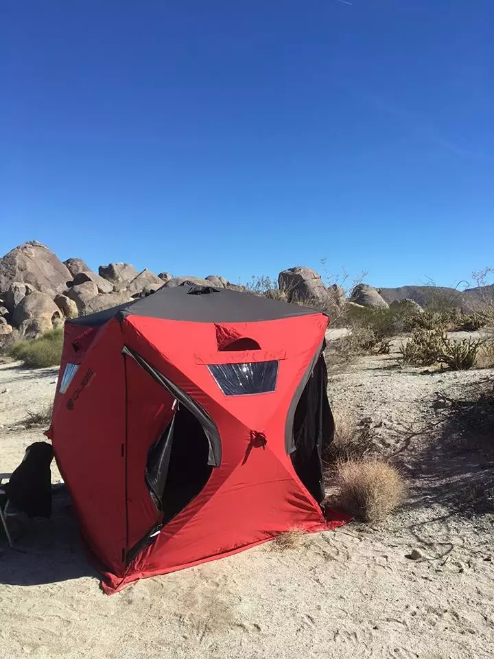 13 nenavadnih šotorov, ki vam ne grejo samo na prostem