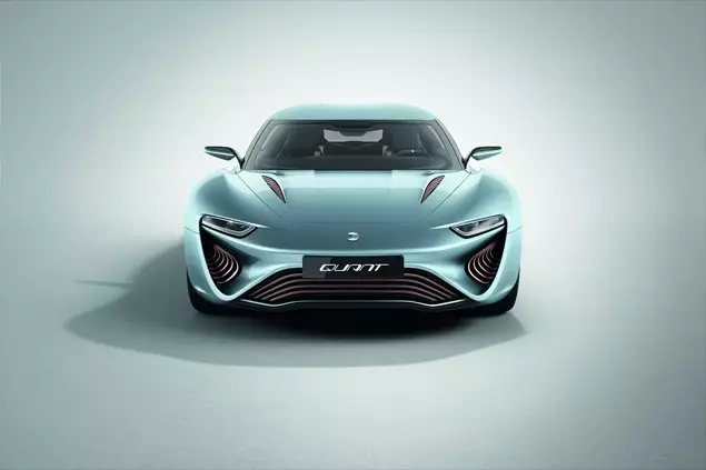 Devi vedere la e-Sportlimousine QUANT alimentata ad acqua salata