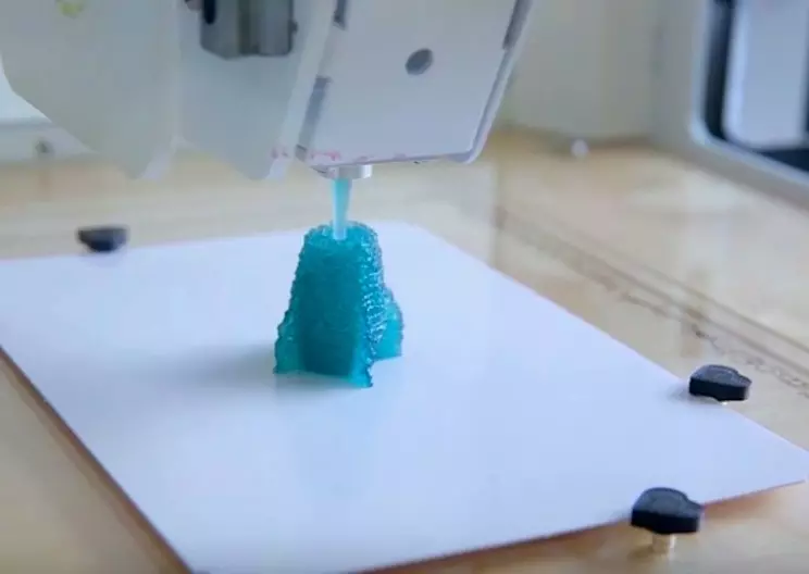 Candy 3D-printer võimaldab teil printida kohandatud kummikomme