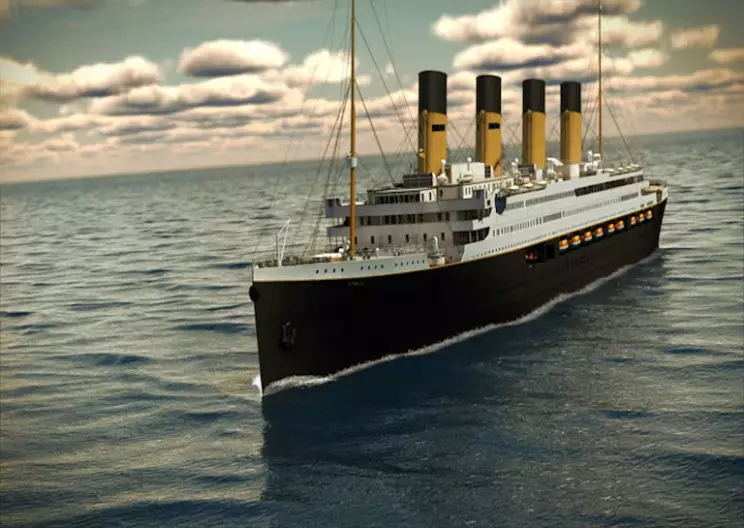 Réplique exacte du Titanic Sets Sail en 2018