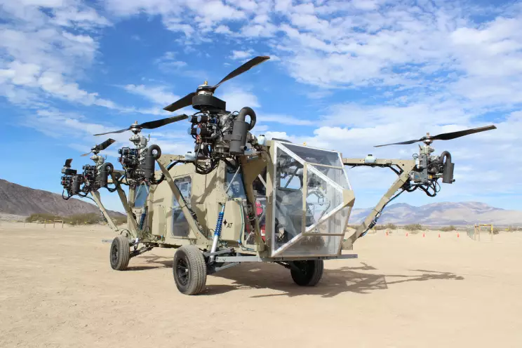 AT Black Knight Transformer: Flying Truck ή Roadable Helicopter;