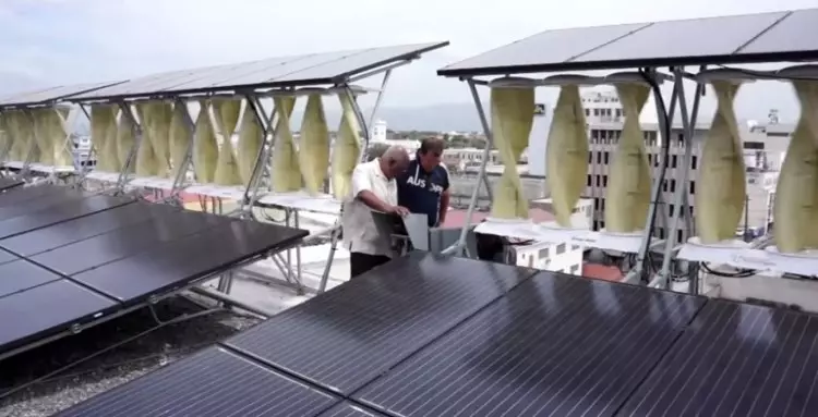 windstream-wind-solar-hybrid-jamaica-4