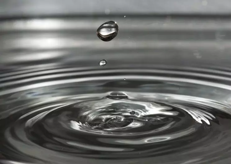 Wissenschaftler haben gerade einen anderen Zustand von flüssigem Wasser entdeckt