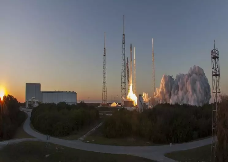 Pis hava şəraiti SpaceX-in Falcon 9-u 5 günə gecikdirir
