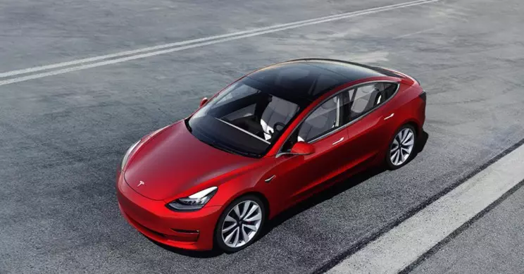 $ 35,000 Tesla Model 3 finalmente está disponible, por fin