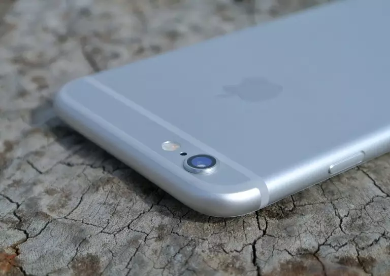 Apple's Latest Move Fuels iPhone Wireless Charging Rumors