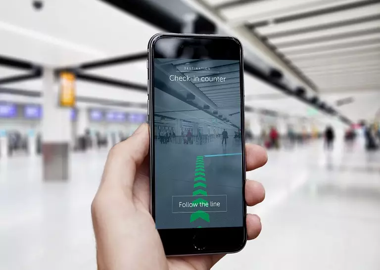 Aurmented-Rality-App, die Navigationsbaken am Flughafen Gatwick erkennt