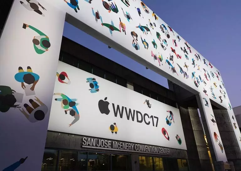 Apple WWDC 2017 is déanaí