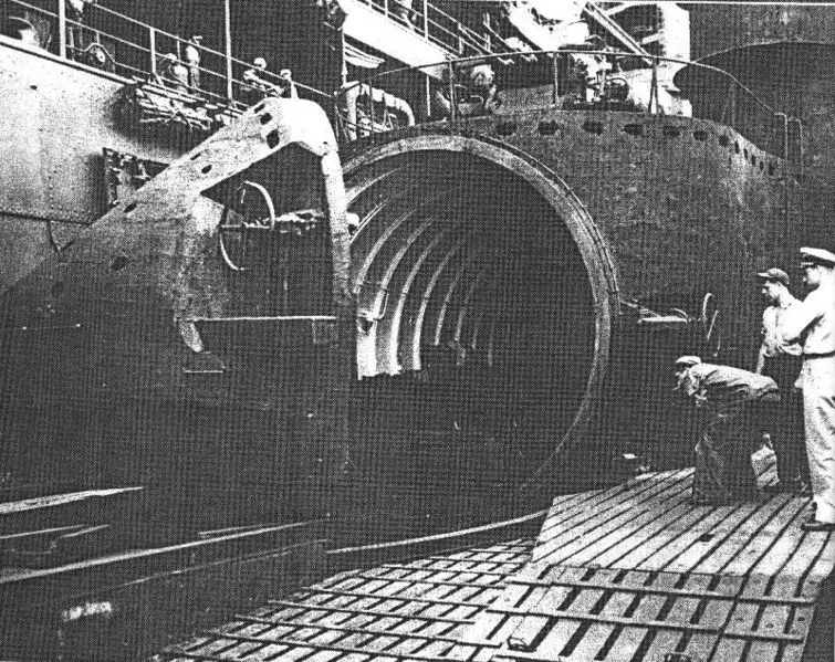 Daah-furka I-400 Class Japanese Submarine Dayuuradaha Sidayaal ee WW2