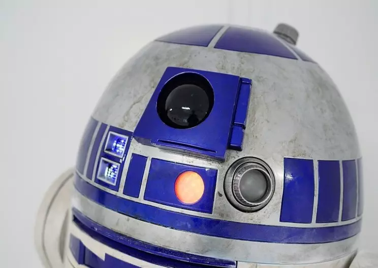 Di mezadê de Fan-Favorite R2-D2 ya Star Wars bi 2,76 mîlyon dolarî tê firotin