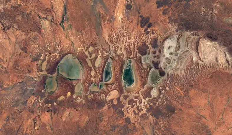Биёбони бузурги Сандӣ дар Австралия аз Google Earth