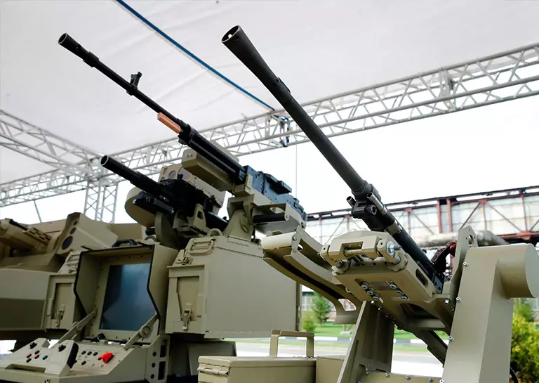 Den russiske våpenprodusenten Kalashnikov utvikler helautomatiske morderroboter