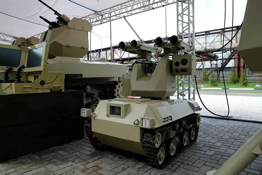 De russesche Waffehersteller Kalashnikov entwéckelt vollautomatiséiert Killer Roboter