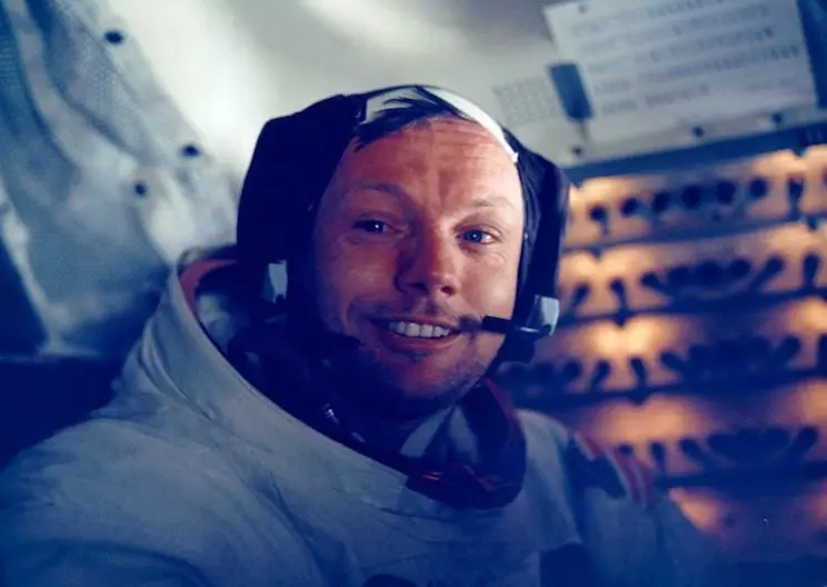 Neil Armstrong: Ay'da Yürüyen İlk İnsan