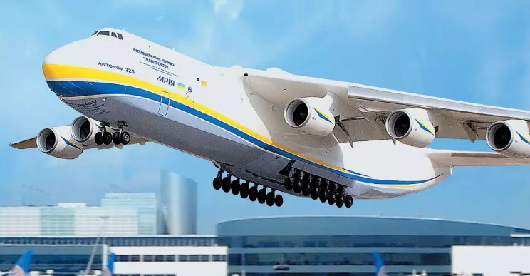 安東諾夫 An-225 起飛