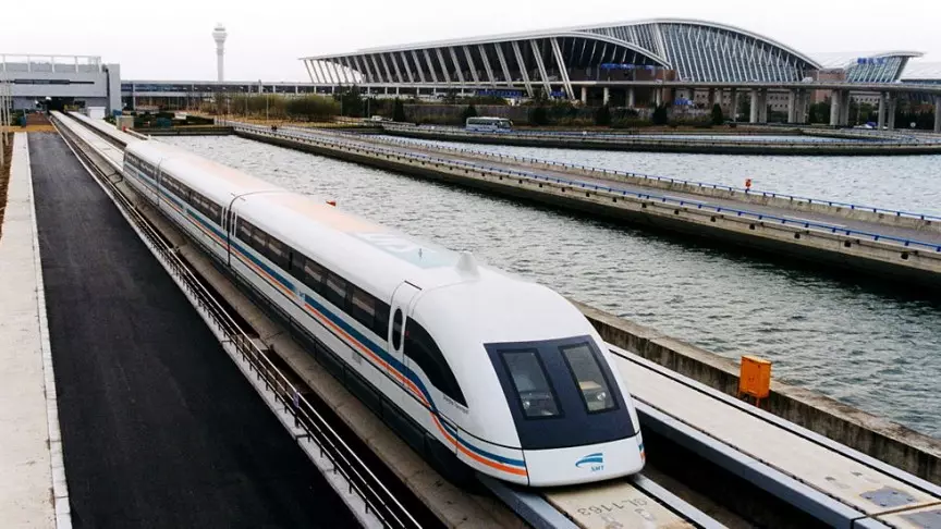 10 самых эффективных высокоскоростных поездов мира