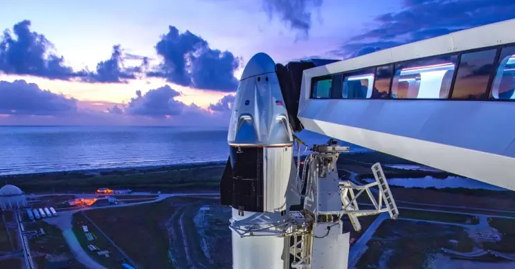 SpaceX i la NASA avorten la demostració 2 a causa de les inclemències del temps, proper intent el 30 de maig