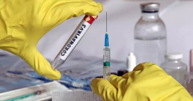 Вакцината за COVID-19 на Pfizer е 94% ефикасна за луѓе над 65 години