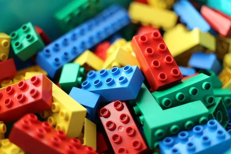 Abaphezulu abali-10 oomatshini be-LEGO abafunyenwe kuYouTube