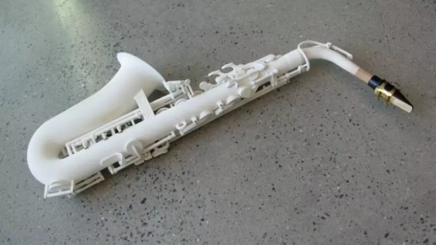 Olaf Diegel ari kugadzira mimhanzi inotapira pane 3D yakadhindwa alto saxophone