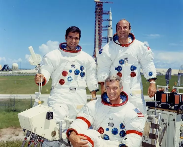 https://inteng-storage.s3.amazonaws.com/images/Apollo-17-crew.jpg