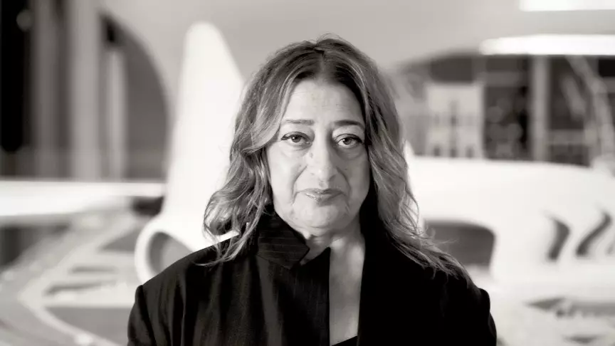 Queen of the Curve: 11 z nejpamátnějších produktů spolupráce a architektonických projektů Zahy Hadid